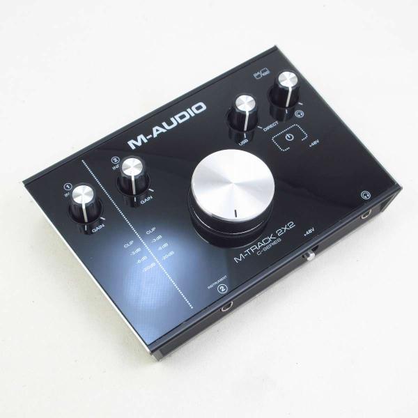 M-Track 2X2は、エレガントなデザインの金属製ボディに印象的な大口径ノブ、クリアで低ノイズの新しいクリスタル・プリアンプ、クラストップのオーディオ性能を誇るA/Dコンバーターなどを搭載し、直感的な操作で、楽器やボーカル、ギターやベー...