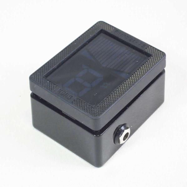 ディスプレイとフット・スイッチが合体したまったく新しいペダル・チューナー。ULTRA BUFFERとは、バイパス時の音質を向上させ、チューナーとの接続に長いシールドケーブルを使用する場合や、複雑なエフェクト・ボードにチューナーを組み込む場合...