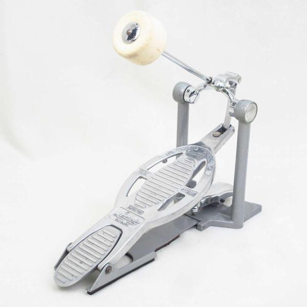 ラディック「L-201/スピードキング」は、歴代の名ドラマーが数多く愛用しているドラムペダルの名器。ダイレクト・ドライブ、ツイン・コンプレッション・スプリングによる独特の踏み心地、スマートなフォルムで今でも人気のモデル。基本的な動作の仕組み...