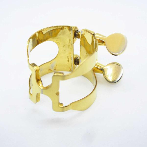 ハリソン アルトサックス用リガチャー フォルテ 金メッキ仕上げセルマー、ヤナギサワ、ヤマハなどやや細めのラバーマウスピースサイズ。従来のモデルより金属の厚みが増したモデルで、芯のある華やかな音色です。細かな傷、ネジ部分の一部メッキはげなどが...