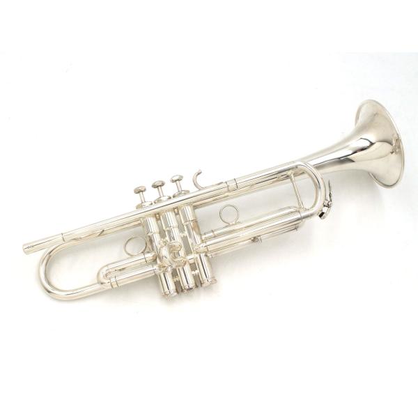 シルキー トランペット S-32 SPシリアル番号36269 管体重量1035グラムイエローブラスベル、銀メッキ仕上、第1第3トリガー付、1ウォーターkey、チューニングスライド管1本支柱、ボア：ML.460''(11.68mm)、ベル：M...