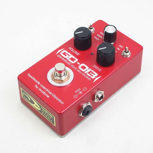 ギタリスト後藤貴徳氏とのコラボレーション開発モデル。適度にまとまった周波数レンジ、アタックには素早いレスポンス、サスティーンには心地良いコンプレッションと密度の高い倍音構成という組み合わせを持ち、深めのディストーションでもアタックがはっきり...