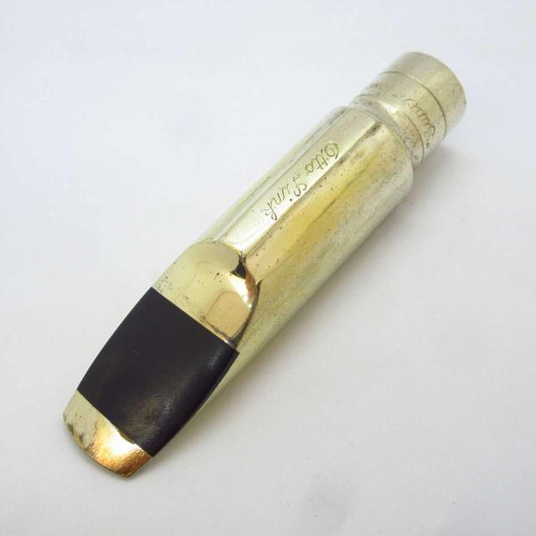 オットーリンク テナーサックス用メタルマウスピース スーパートーンマスター 5こちらは“”のついた古い個体です。全体的に傷や変色が目立ちます。また、サイドレールからティップレールにかけてリフェイスされており、オープニングが広がっています。息...