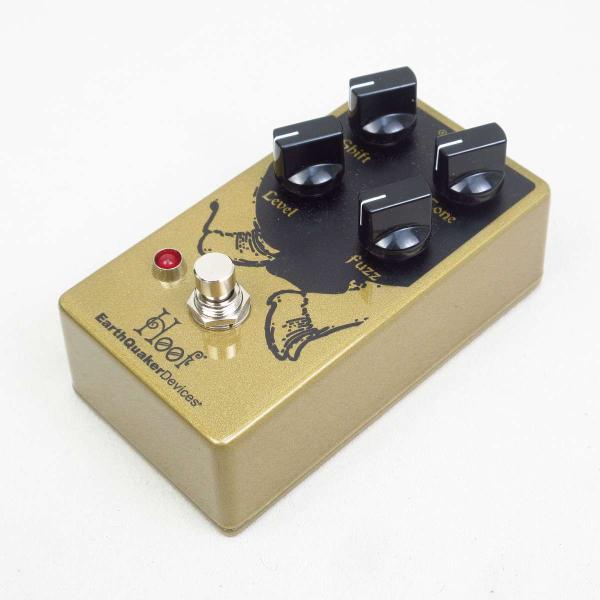 当社の名が世界のファズマニアに知れ渡ったきっかけを作ったのがこれです！フゥフはあの、緑のロシア製ファズの音色を目指して開発されたものですが、ゲルマニウムとシリコンの良い所を合わせ、ビンテージのファズによく見られる様な温度の差で出る音色の不安...