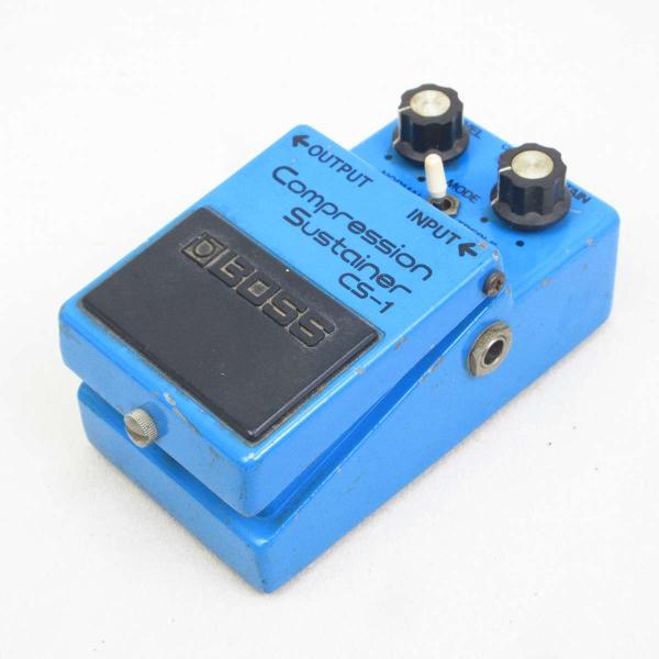1978.7-1982.2まで製造されていたモデル。独特なコンプレッション効果が病みつきのCS-1。高音域を強調したサスティンが得られるモードスイッチを搭載。歴代BOSSコンパクトの中でも本機とTW-1のみにしかないこのミニスイッチはインパ...