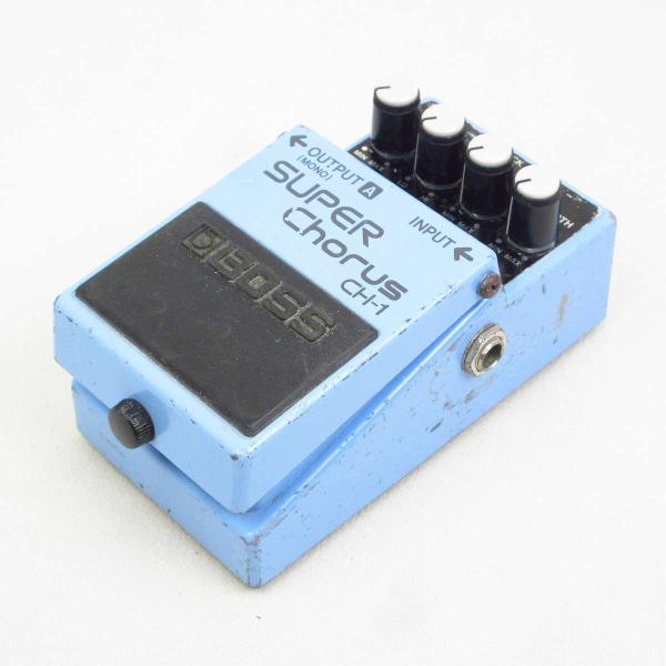 CH-1は、ワイドな周波数レンジと、クリアで抜けの良いサウンドを備えたコーラスです。RATEとDEPTHのコントロールに加え、エフェクト音のみを調整できるEQとE.LEVELのコントロールが可能。ダイレクト音はそのままの音質でキープされ、ア...