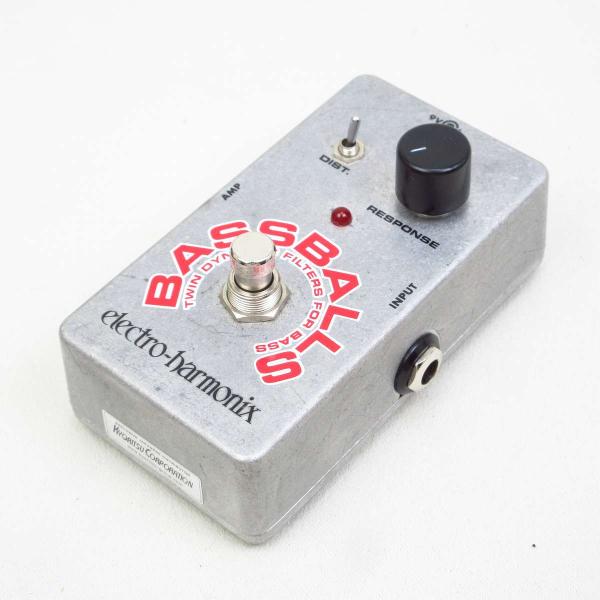 「定番BASSBALLをコンパクトに」というコンセプトで生まれた、エンベロープフィルターのNano Bassballs。楽器の音をヴォーカルのように変化させるツインダイナミックフィルターが、個性的なサウンドを創出します。初心者にも扱いやすい...