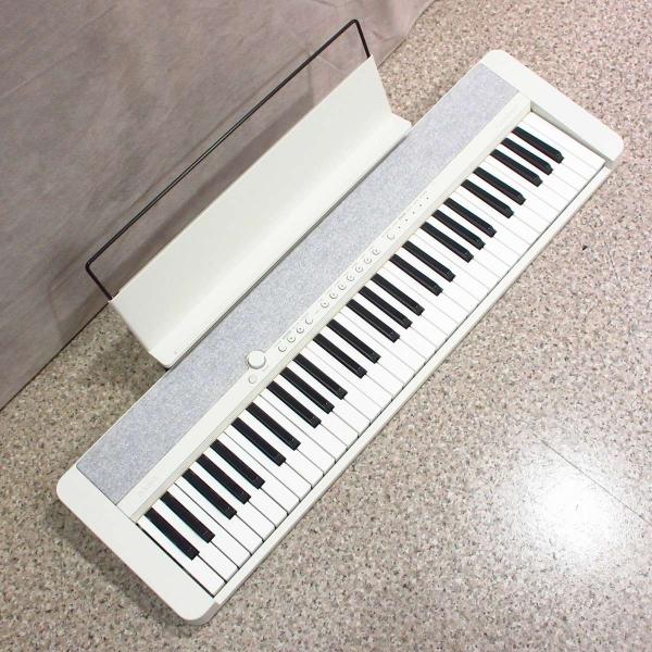 重さ4.5kgの軽量＆見た目もシンプルで、スタイリッシュな61鍵盤キーボードです。楽器としての表現力、リアリティを追求したアコースティックピアノ、エレクトリックピアノ、オルガンといった鍵盤楽器奏者のための61音色を内蔵。弾く音に強弱を付けて...