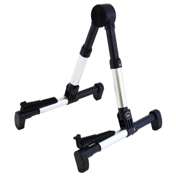 Aria / GSC-220 Silver ( SL ) Compact Guitar Stand折りたたみが可能なアルミ製のギタースタンド。エレキギター〜アコースティックギターの厚みまで対応します。アルミ製で軽量なので持ち運びにも便利です...
