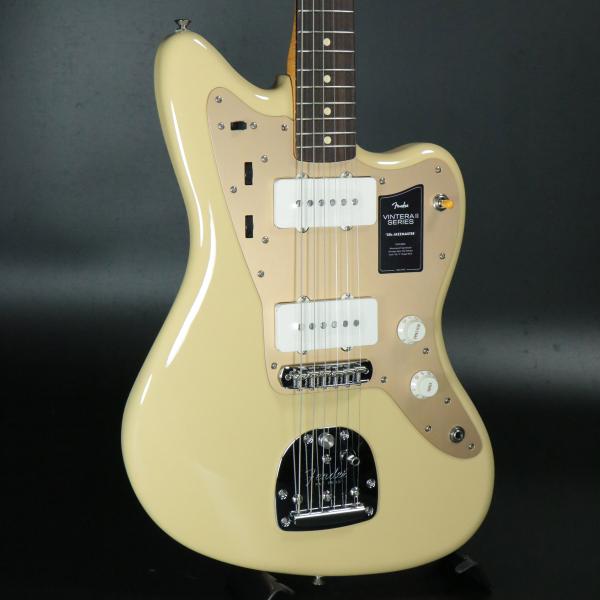 店頭展示処分！OUTLET特価！Vintera II 50s Jazzmasterは、50年代のタイムレスなサウンドを現代に蘇らせ、フェンダーならではのアイコニックなルックス、インスピレーション、比類ないトーンを提供します。Vintera ...