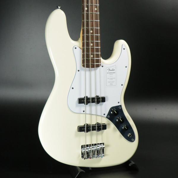 店頭展示処分！OUTLET特価！1960年にFenderによって発表されたJazz Bassは、Precision Bassを凌ぐデラックスモデルとして位置づけられ、ジャズプレイヤーに、サウンドの多様性とブライトなトーンを提供するデュアルピ...