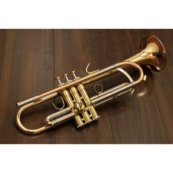 ■中古商品■機種：B♭トランペット■メーカー：ジュピター■モデル名：JTR-812R■シリアル：#G00175■コンディション：ベル・主管側の支柱が取り外されています。全体的に使用キズが見られます。■商品ランク:B■メンテナンス：クリーニン...