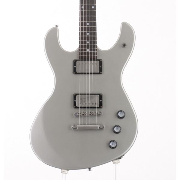 ※画像に映っている商品が付属品含め全てとなります。※出荷前の最終チェック時に問題があった場合は別途ご案内致します。※トラスロッド・フレット残り・弦高などは弊社リペアセンターにてセットアップ・調整時でのセッティング数値でございます。※こちらの...