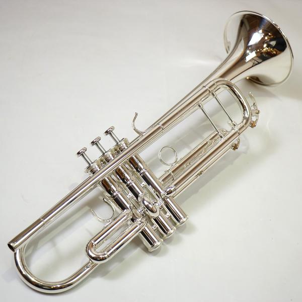 ■中古商品■機種：B♭トランペット■メーカー：ヤマハ■モデル名：YTR-8335S■シリアル：#499245■コンディション：全体的に使用キズ、ベルフレアからU字管にかけて凹み修正後が目立ちます。ベルU字管には凹みが残ります。1番管に凹み修...