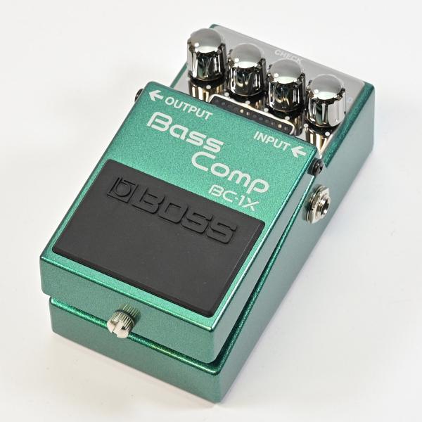 インテリジェントなマルチバンド・コンプレッサーBOSS BC-1X Bass Compは、ベーシストの演奏ニュアンスに応じて自然なコンプレッションを提供する、プロ仕様のコンパクト・ペダルです。スタジオ品質のマルチバンド・コンプレッサーに匹敵...