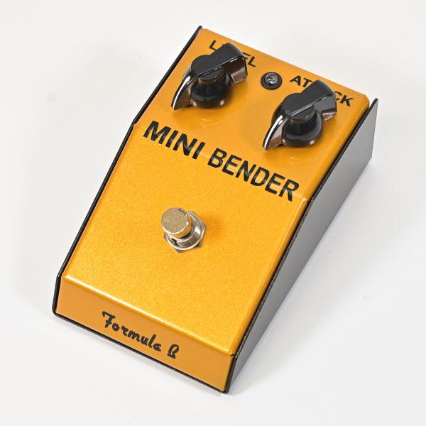 ゲイリー・ハーストお墨付きのファズFormula B ElettronicaのMini Benderが中古で入荷しました！なんといってもTone Benderのオリジネイターであるゲイリー・ハーストから、本物と同じ回路であると認められたファ...