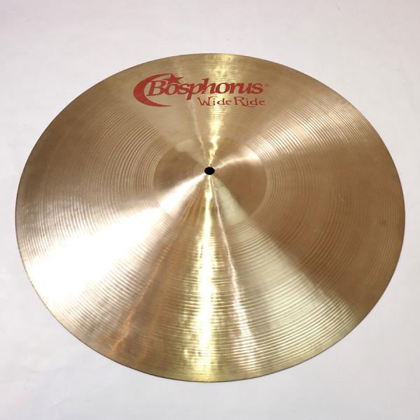 ファンキーで温かい万能ライドシンバル■GrooveシリーズのWide Ride 20” ライドシンバルです。Groove Series は、ファンクミュージックの持つアーシーでグルーヴィーなサウンドを追求したシリーズで、深みのあるトーンと確...