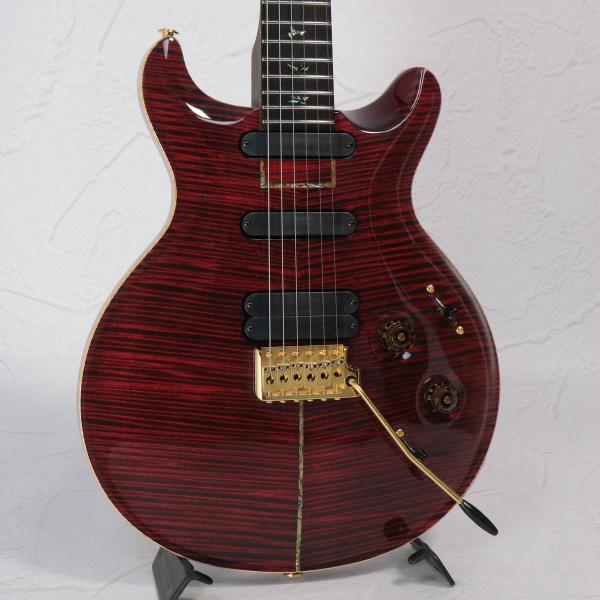 清潔なPRS2007年製プライベートストックのサンタナI入荷※画像に映っている商品が付属品含め全てとなります。※出荷前の最終チェック時に問題があった場合は別途ご案内致します。※トラスロッド・フレット残り・弦高などは弊社リペアセンターにてセッ...