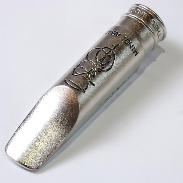 ■中古商品■メーカー:セオワニ■品名:アルトサックス用マウスピース■モデル:MINDI ABAIR 8■コンディション:使用キズ、変色が見られます■付属品:リガチャー■商品ランク:B+説明ミンディエイベアモデル。ドライバーは付属しません。※...