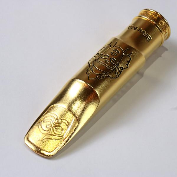 テナーサックス用マウスピース■中古商品■メーカー:セオワニ■品名:テナーサックス用マウスピース■モデル:TS METAL BRAHMA 6 star■コンディション:使用キズ、変色が見られます■付属品:リガチャー、ドライバー■商品ランク:B...