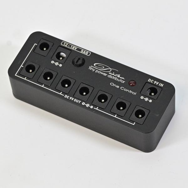 コンパクトでノイズレスなパワーサプライ!ONE CONTROL Distro Tiny Power Distributor は、コンパクトなペダルボードに最適な小型パワーディストリビューターで、安定した電源供給をシンプルにまとめられる便利な...