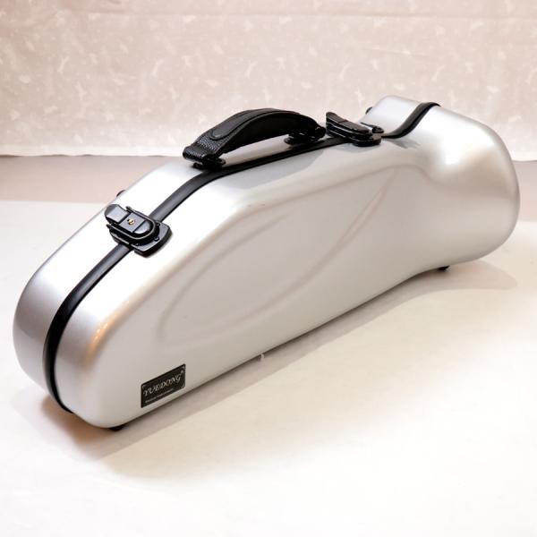 トランペット用ケース■中古商品■メーカー:YUEDONG■品名:トランペット用ケース■モデル:TP CASE■コンディション:使用感が見られます。■付属品:ショルダーストラップ(汚れあり)■商品ランク:B+説明YUEDONGのトランペット用...