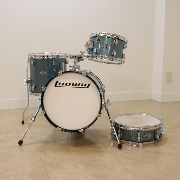 コンパクトで扱いやすいアコースティックドラムセット■LC179X Breakbeats ドラムセットLUDWIG Breakbeats は、「The Roots」の実力派ドラマー AHMIR “QUESTLOVE” THOMPSON とのコ...