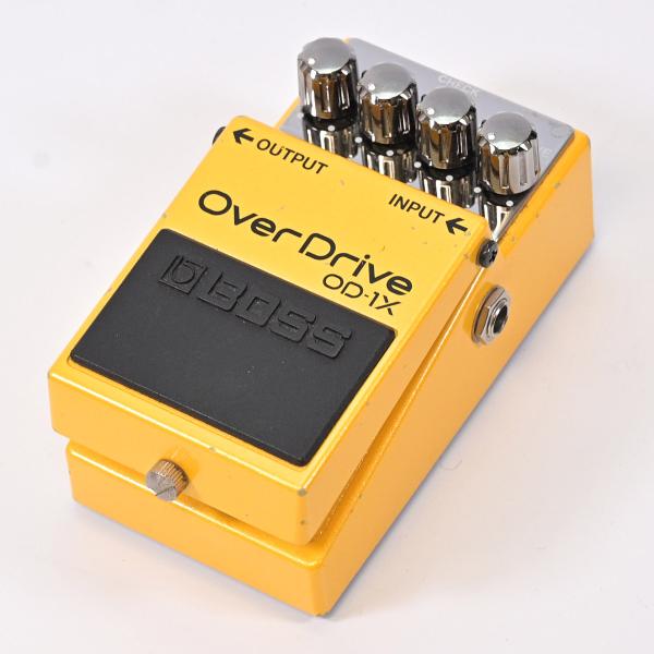 最先端なオーバードライブペダル!BOSS OD-1X OverDriveは、BOSS独自のMDP技術により、コードでも単音でも輪郭のはっきりした歪みを実現するオーバードライブペダルです。演奏ニュアンスを損なわず、ワイドレンジで立体感のあるサ...