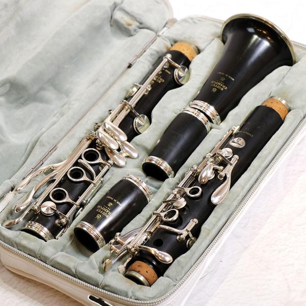 B♭管クラリネット■中古商品■機種:B♭クラリネット■メーカー:クランポン■モデル名:Festival SP■シリアル:#707447■コンディション:全体的に使用キズ、ロゴの薄れが見られます。ベルに細かな打痕が見られます。■商品ランク:B...