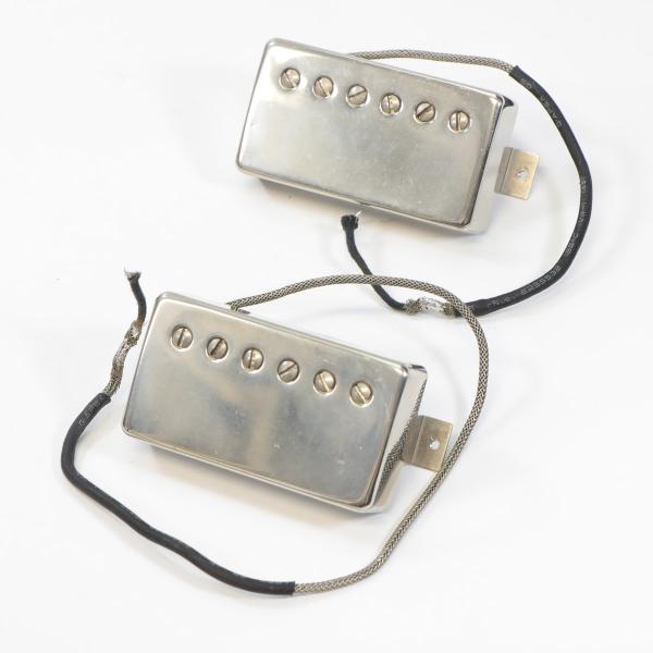 究極のP.A.F.レプリカTHROBAK ELECTRONICSのSLE-101 Plus MXV Aged Nickelが入荷しました!ネック/ブリッジのセットとなります。ヴィンテージハムバッカーとして羨望の的となり続けているP.A.F....