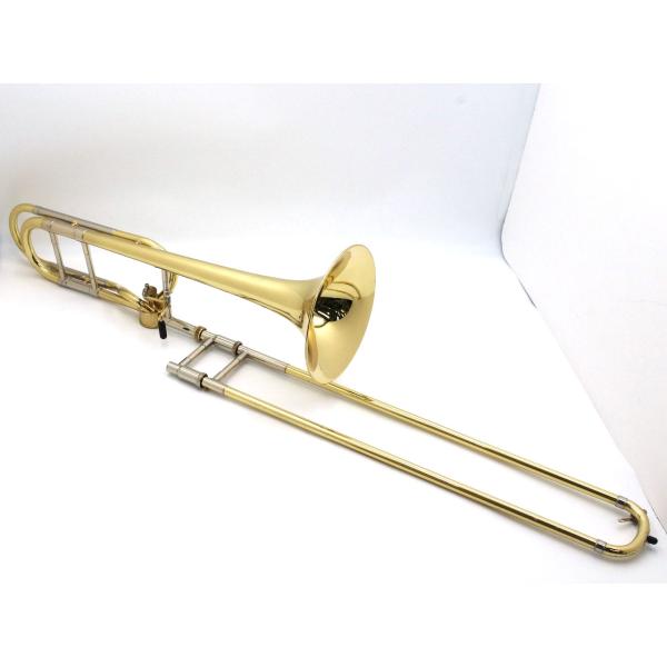 バック トロンボーン 42AF GLシリアル番号181531　管体重量1797グラム（スライド601グラム）ワンピースイエローブラスベル、ハグマンバルブを装着した太管テナーバストロンボーン。複数の凹み修正を行なっており、所々にモヤモヤとした...