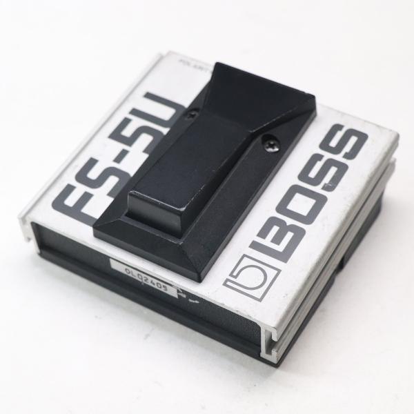 小型フット・スイッチの定番モデルモーメンタリー・タイプのフット・スイッチ傷や汚れ等の使用感がありますが、動作に問題ございません。■備考：その他・付属品は画像に写っているもののみとなります。