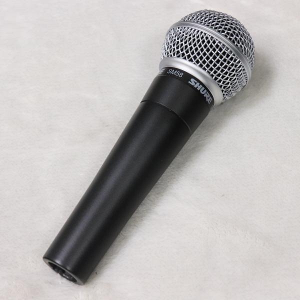 世界が選ぶ、信頼の一本SHURE SM58-LCE は、ライブステージの象徴ともいえるダイナミックマイク。50?15kHz のボーカルに最適化された周波数特性と、単一指向性ならではの抜けの良い中域で、どんな環境でも声をしっかり前に出してくれ...