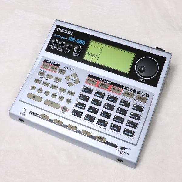 ギタリストの作曲、デモ・サウンドづくり、トレーニングなど幅広く活用できるDr.リズムDR-880は、ボス／ローランドの技術を結集した多用途のリズム・マシン、Dr.リズムモデルです。シンプルでわかりやすい構成と、スムーズなリズム／ベース・プロ...
