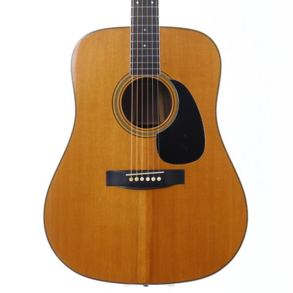 1974年製のジャパンヴィンテージ品。Top、Back共に単板のハイスペック、昭和S.Yairiの中上位機種。スプルーストップにローズウッドサイド＆バックを採用した伝統的なドレッドノートスタイル。丸みのあるヘッドプレートに配された横ロゴは、...