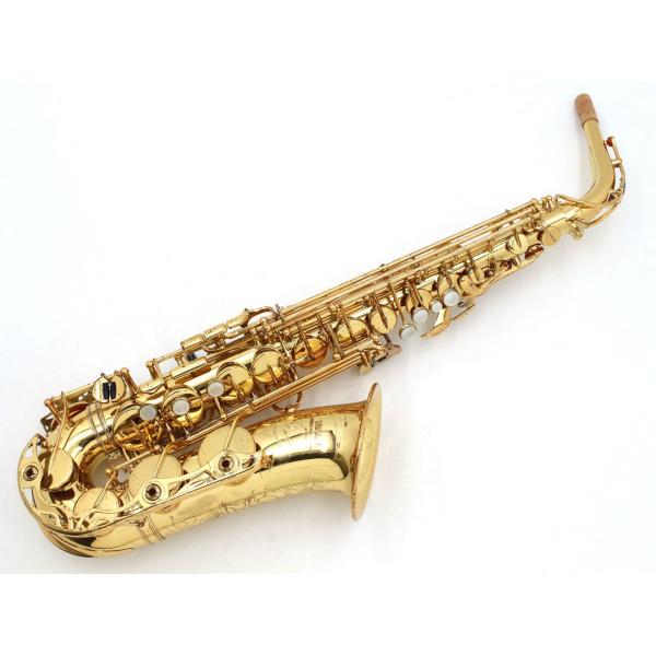 ヤマハ アルトサックス YAS-62 初代 後期スタンプロゴシリアル番号052378　管体重量2493グラム（ネック103グラム）ラッカー仕上げHighF#key付の1978年から1994年に作られた初代62、ベルのメーカーロゴが型押しにな...