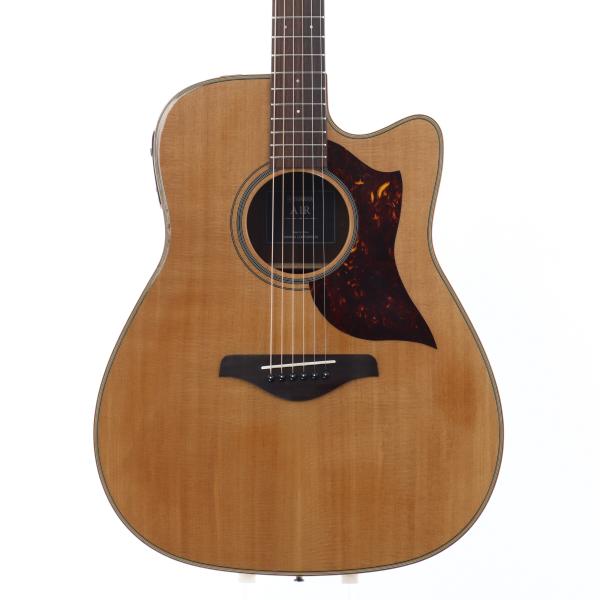 ライブでも即戦力のサウンドを生み出すステージ向けエレアコ。Yamaha Aシリーズのエレクトリック・アコースティックギターで、伝統的なドレッドノートスタイルのボディにカッタウェイを組み合わせた演奏性の高いモデルです。トップにはシトカスプルー...