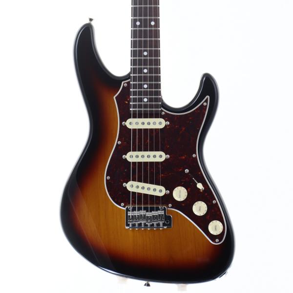 長野県・ダイナ楽器が手がけるオリジナルモデル、JA-STER Standard。長年OEM製造で培われたノウハウを、自社ブランドとして素直に落とし込んだ一本です。アルダーボディにメイプルネック／ローズ指板という王道スペックを採用し、クセのな...