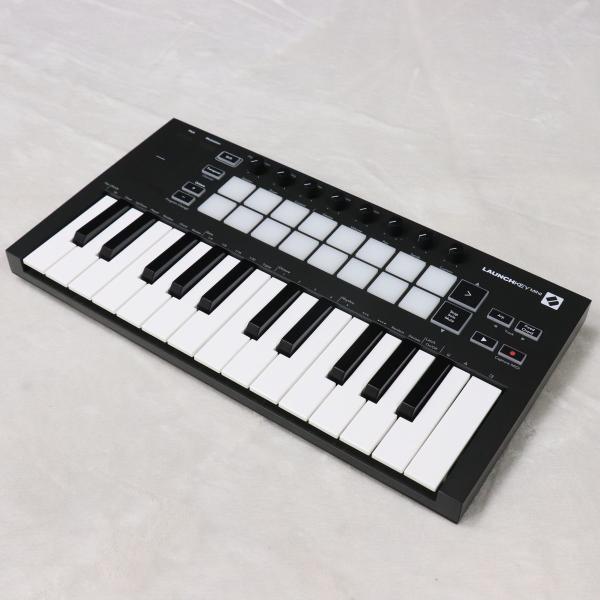 NOVATION / Launchkey Mini MK3は手軽に使えるミニ25鍵のUSB-MIDIキーボード。多少の傷や汚れ等の使用感がありますが、動作に問題ございません。※ライセンス、バンドル、製品登録の可否に関しましては保証対象外とさ...