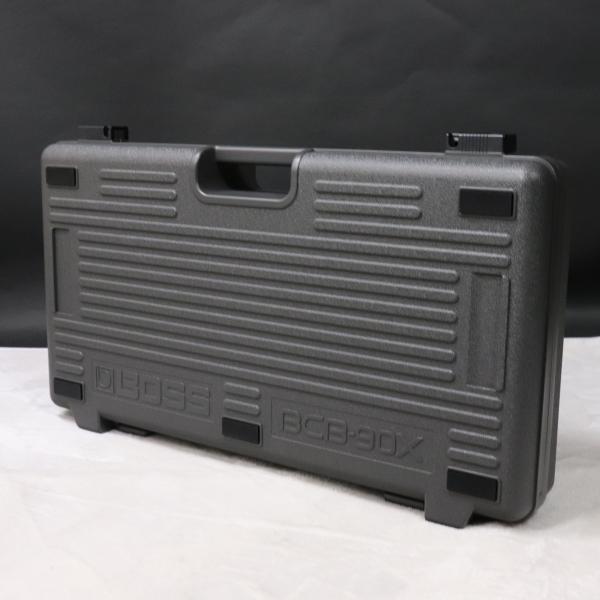 自分だけのカスタム・ペダルボードBCB-90Xは、持ち運びに適した軽量設計で高い堅牢性と汎用性を備えたペダルボードです。カスタマイズが可能なホールディング・パッドと余裕のあるボード・サイズにより、BOSSコンパクトやGT-1000CORE、...