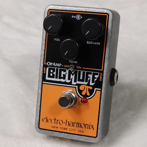 非常に大音量で破壊的なBig Muffサウンド1970年代後半のオリジナルのOpamp Big Muffが途方もない価格で販売されていることを受けて、Mike Matthewsは、多くのプレイヤーがこのクラシックなペダルを手軽に購入できる価...