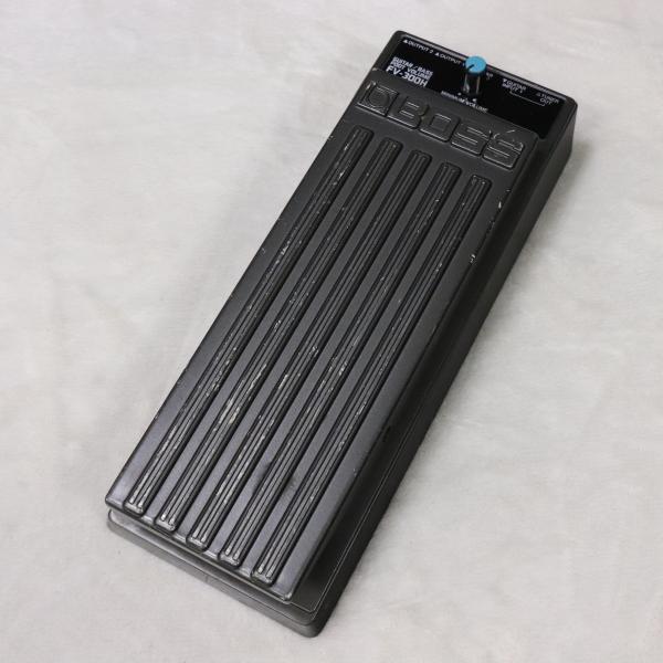 FV シリーズの高いパフォーマンスを継承した、ステージ対応の堅牢なステレオボリュームペダルです。ギターやベースなどパッシブ楽器のダイレクト接続に最適なハイインピーダンス仕様となっています。多少の傷や汚れ等の使用感がありますが、動作に問題ござ...