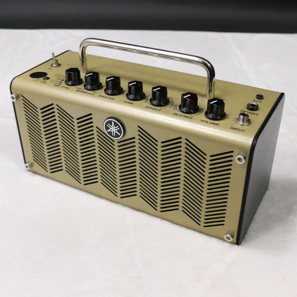 YAMAHA THR5A が中古で入荷しました！アコースティックギターサウンドに特化した、エレクトリックアコースティックギターならではの楽しみが広がるアンプです。高品位なエフェクトを搭載しており、自宅では生音で弾いているギタリストも、エレク...