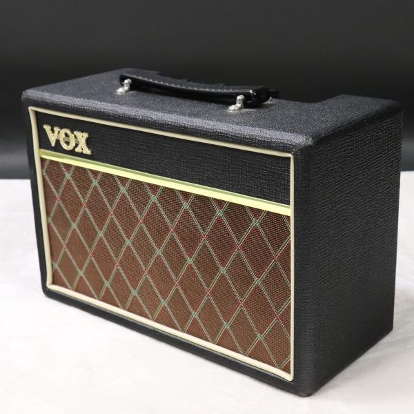 家庭用アンプの王道、Pathfinder 10。VOXのサウンド、ルックス、ポリシーを継承するミニコンボアンプPathfinder 10コンパクトなスタイルながら、従来の小型アンプでは得られなかった迫力あるディストーションサウンドを備えてお...