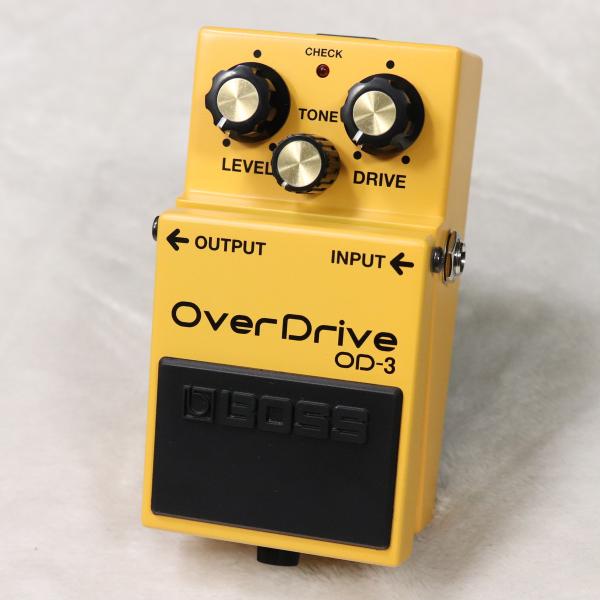 存在感のある太い低域と美しい倍音を備えたオーバードライブOD-3の周波数特性は幅広く、太く芯のある低域と美しい高域、粘りのあるサステインを実現。2段階の増幅回路とダイオード・クリッパー回路を組み合わせたBOSS独自のデュアル・ステージ・オー...