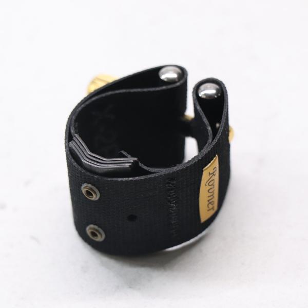 ROVNER VERSA-X X-2R優れた演奏性と豊かな響きにより、明瞭な発音を実現。フラップのセッティング次第で、多彩な音色や吹奏感を楽しめます。若干の使用感はありますが、綺麗な状態です。使用に問題ございません。