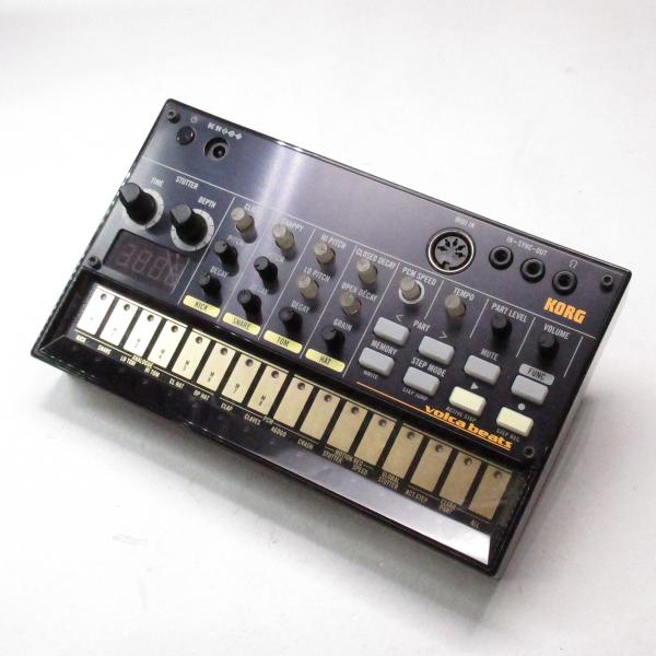 密度感のあるアナログ・ドラム・サウンドとELECTRIBE直系のシーケンサーが作り出す、唯一無二のビート。アナログ・シンセ全盛期から30年以上経った現在でも決して手放せないアナログ・リズムマシンのサウンド。その密度のあるサウンドは、ギターや...