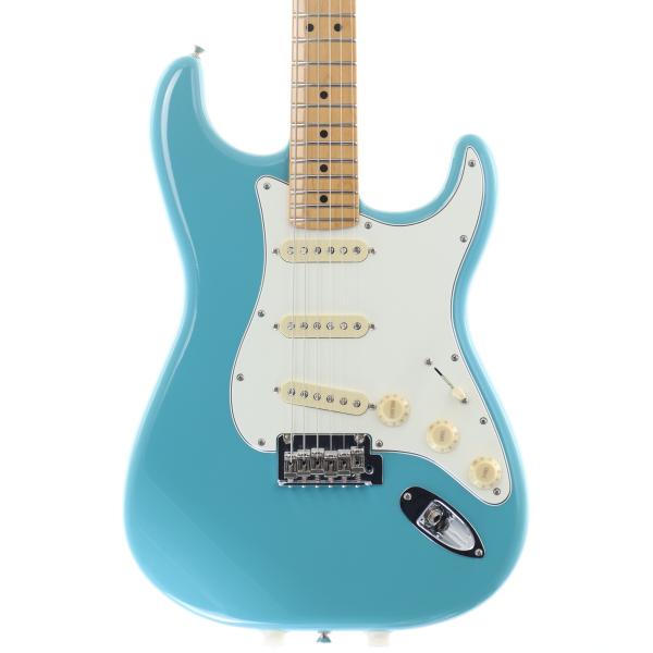現代的な演奏性と幅広いジャンル対応力を備えた、Player IIシリーズのストラトキャスター。伝統的なストラトキャスターのスタイルを踏襲しつつ、モダンプレイヤーのニーズに合わせて設計されたモデルです。本機はAquatone Blueカラーに...