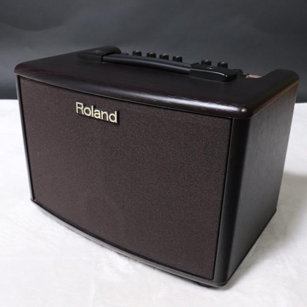 バッテリー駆動も可能なアコースティック専用ステレオ・アンプのローズウッド調仕上げのモデルAC-33-RW。AC-33は、30W(15W+15W)出力のアコースティック・ギターに最適なステレオ・アンプです。AC-60/90と同様にアコースティ...