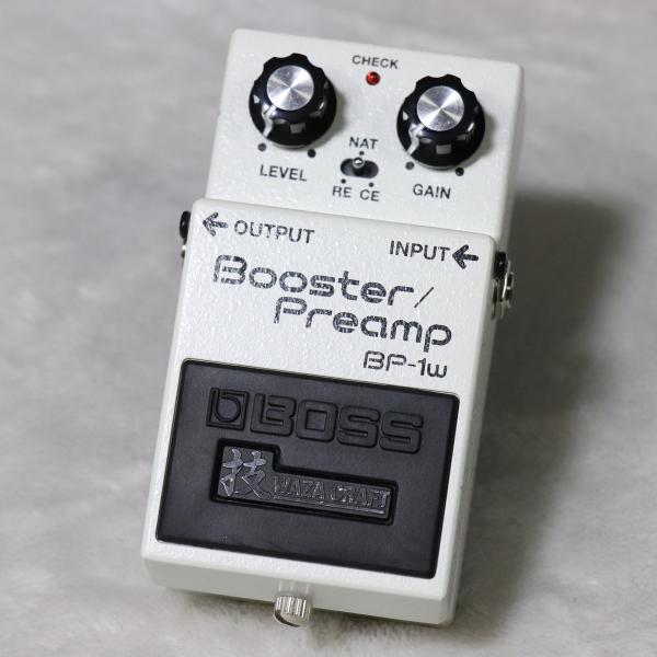 至高のサウンドへと導く、ブースター/プリアンプ歴史的な名機、BOSS CE-1 Chorus EnsembleとRoland RE-201 Space Echoは、それぞれオリジナリティあふれるエフェクトはもちろんのこと、プリアンプも高く評...